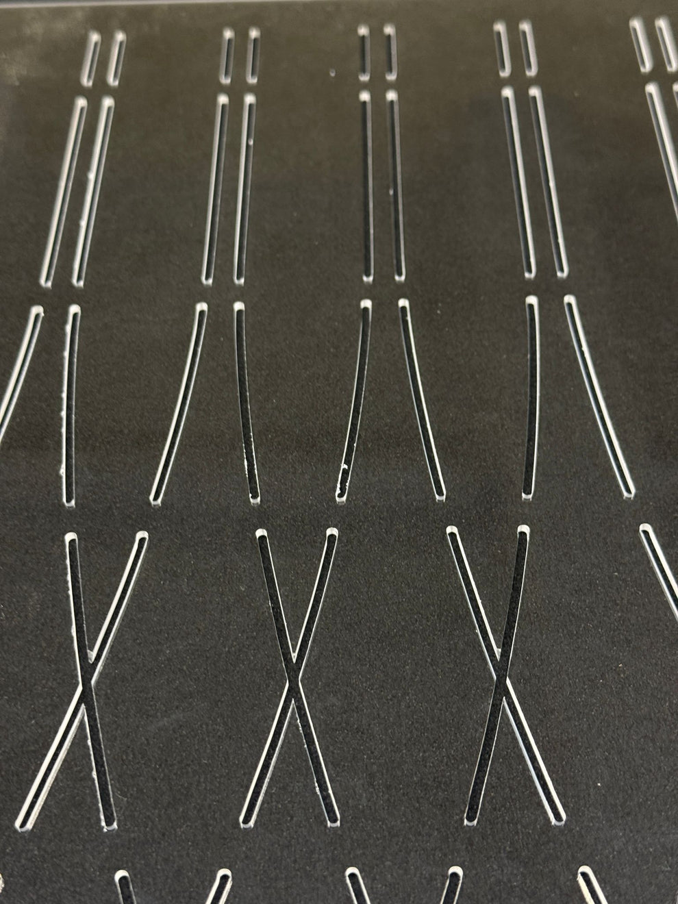 Stitching template Double curved lines – Upholstery shop